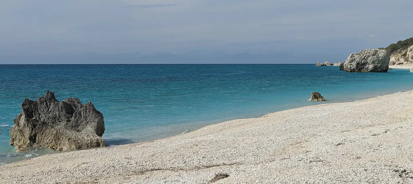 Megali Petra Beach | Lefkada Insider